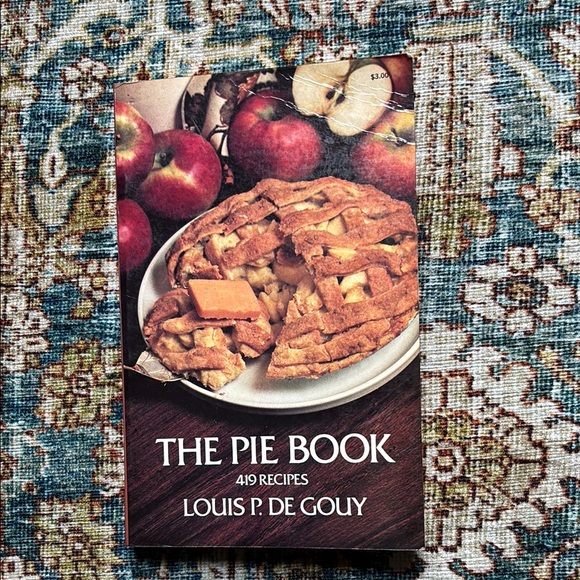 Louis P. De Gouy | Kitchen | The Pie Book By Louis P De Gouy | Poshmark